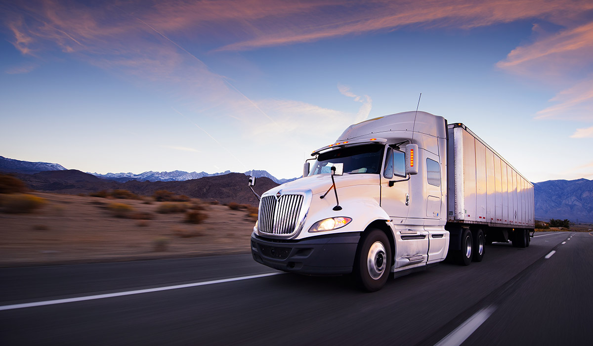 Services - Straight Line Transport - Flatbed and Van Freight